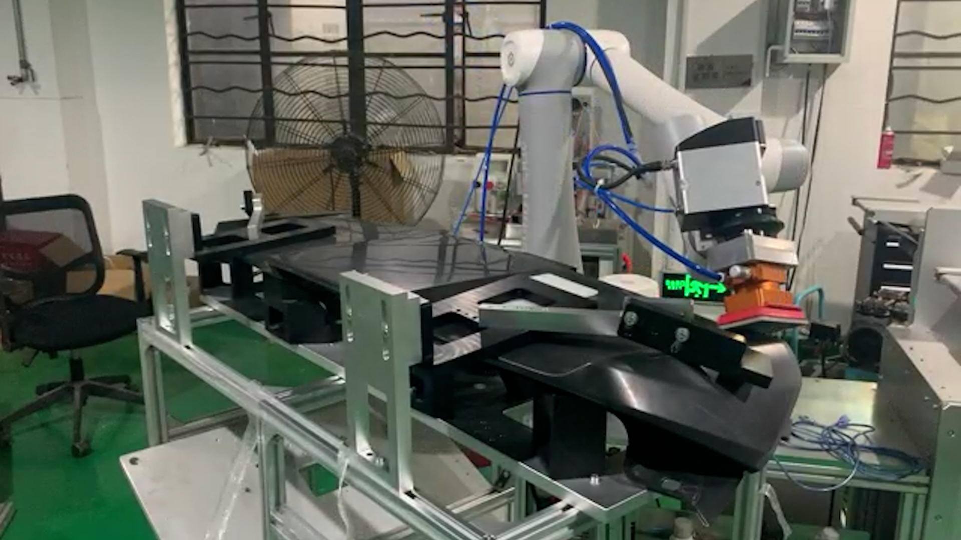 DOBOT CR Series Robotic Arms | Safest Cobots for Industrial Ssage